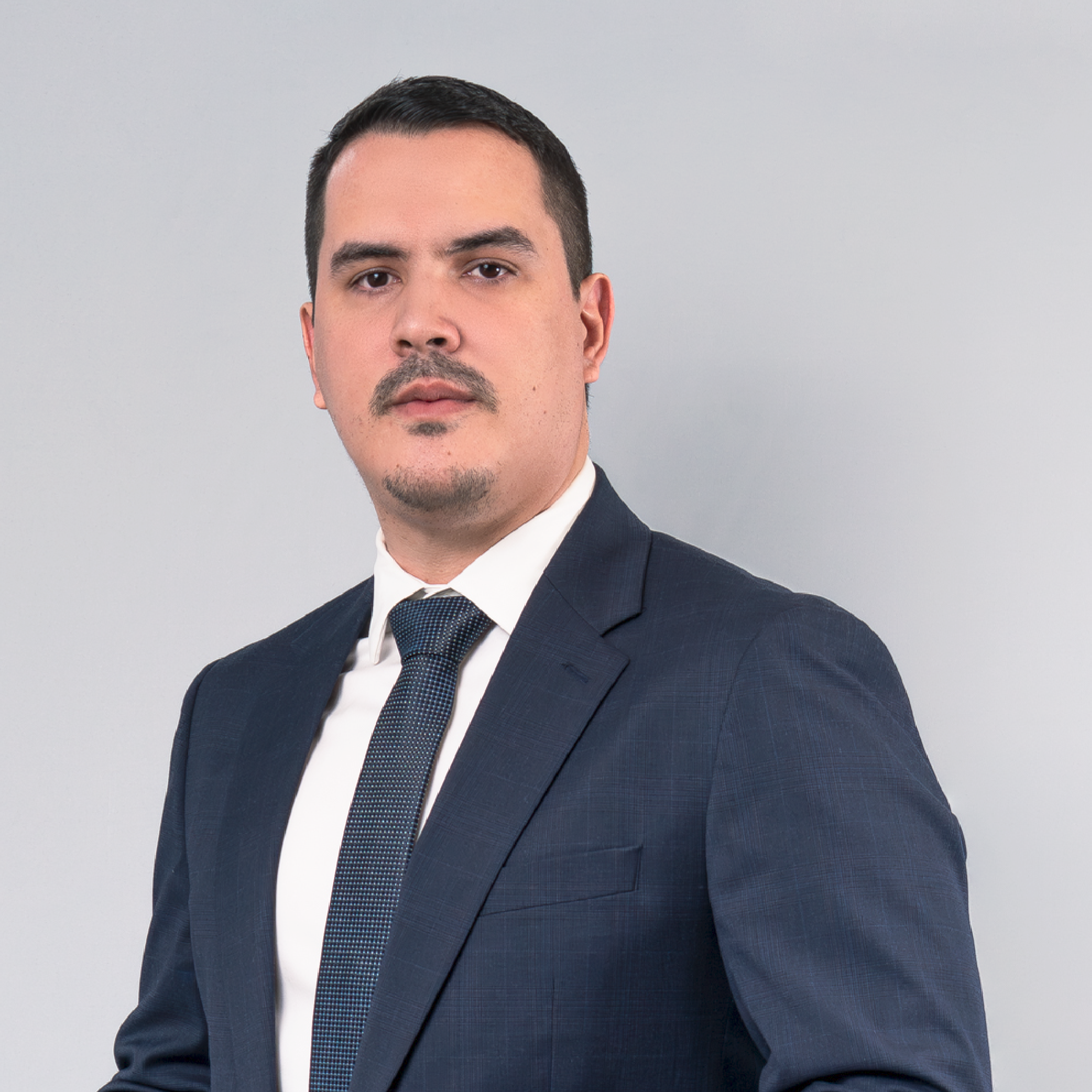 Alejandro Martinez – Contexto Legal